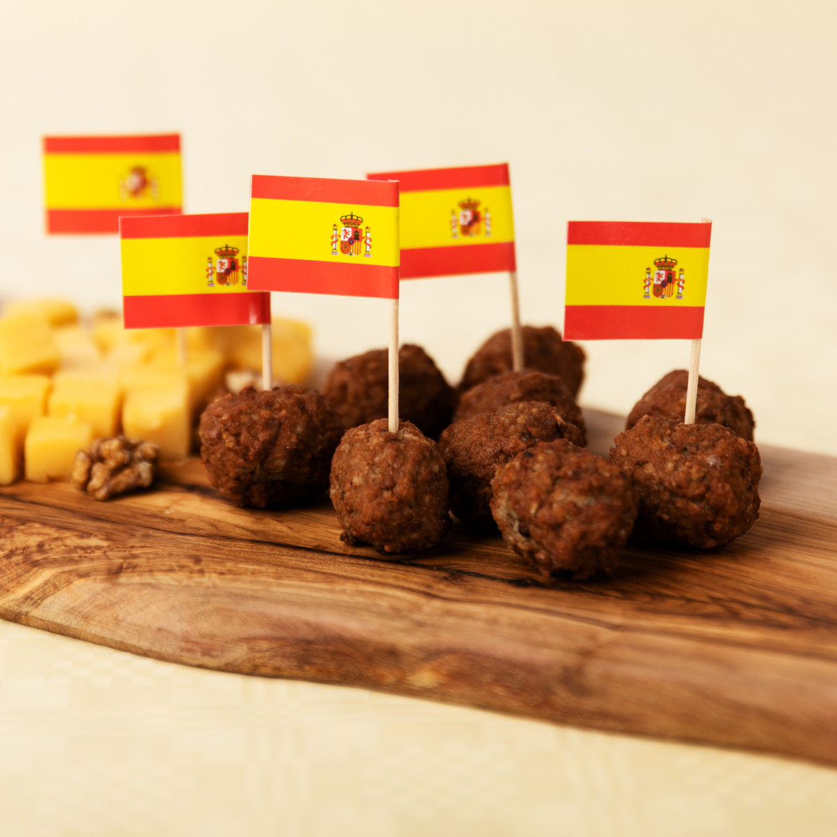 Espanja – Kaikki juhliisi netistä | Toimitus 2-4 pv | Temashop.fi