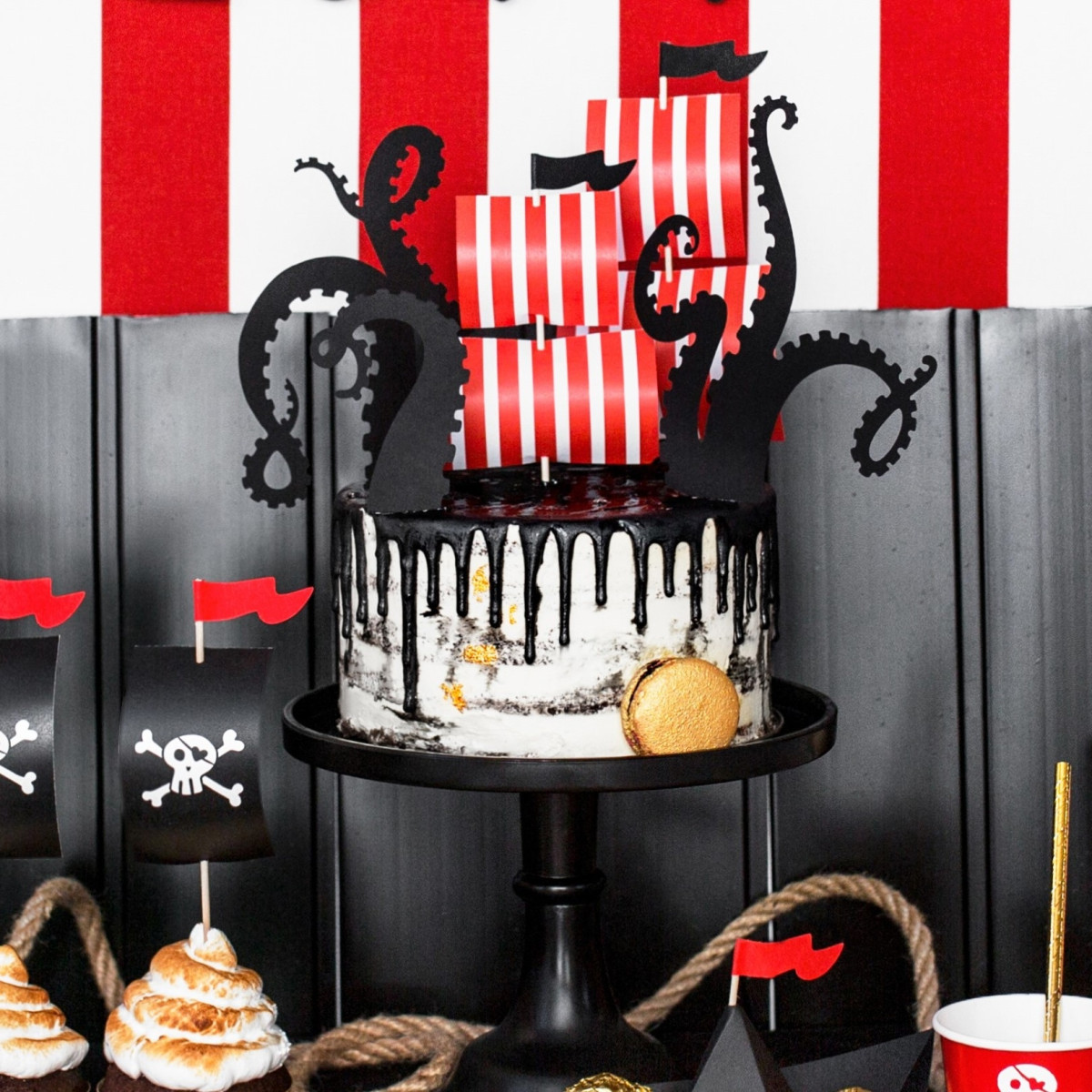 Osta Kraken Merirosvolaiva Kakkukoriste Netistä - Nopea Toimitus: 2-3 ...